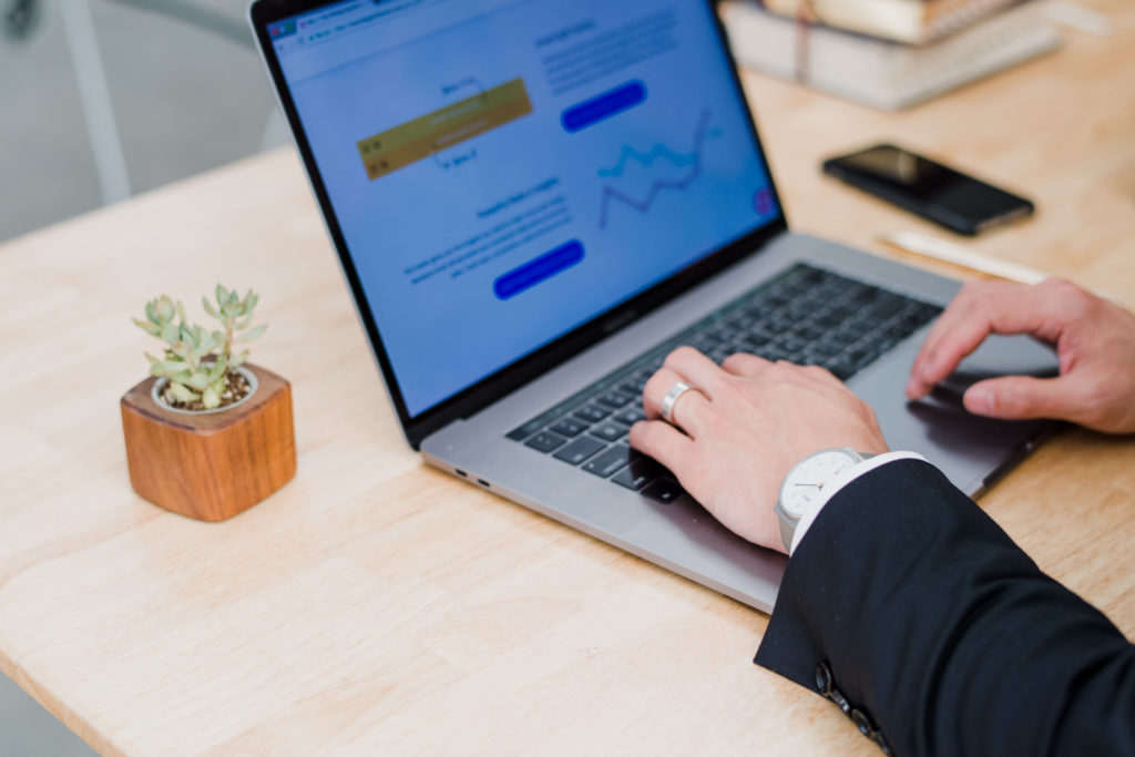 Chat and Email Support - Avion BPO Solutions